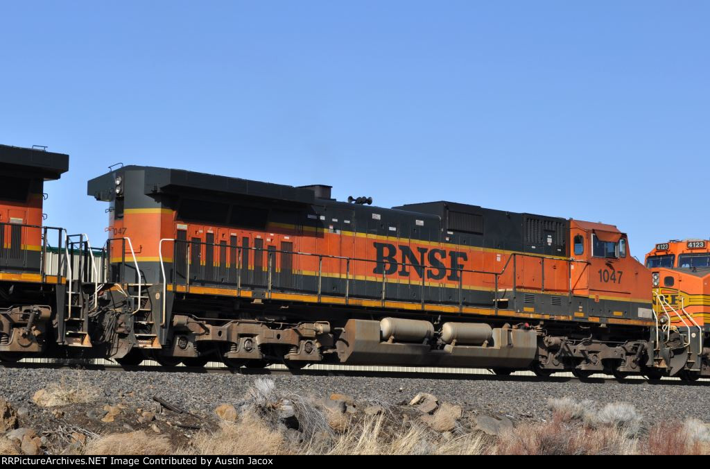 BNSF 1045